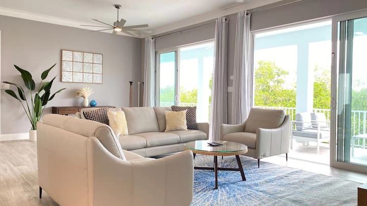 2023 New Modern Private Dock+heated Pool+jacuzzi - Marathon, FL