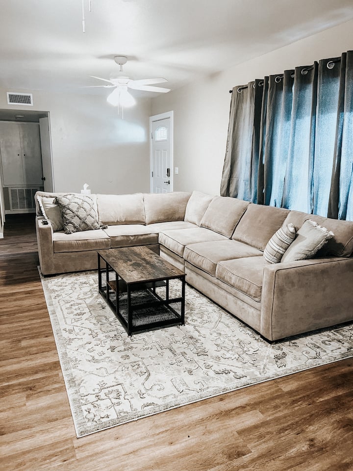 Quiet Family Lake House Retreat - Lake Havasu City, AZ