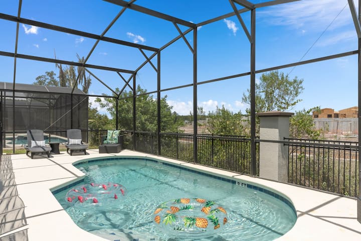 Family Clubhouse - Private Pool 5 Miles To Disney! - Kissimmee, FL