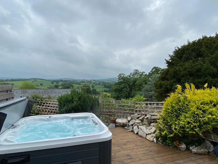 Cottage In Henllan With Hot Tub - ノース・ウェールズ
