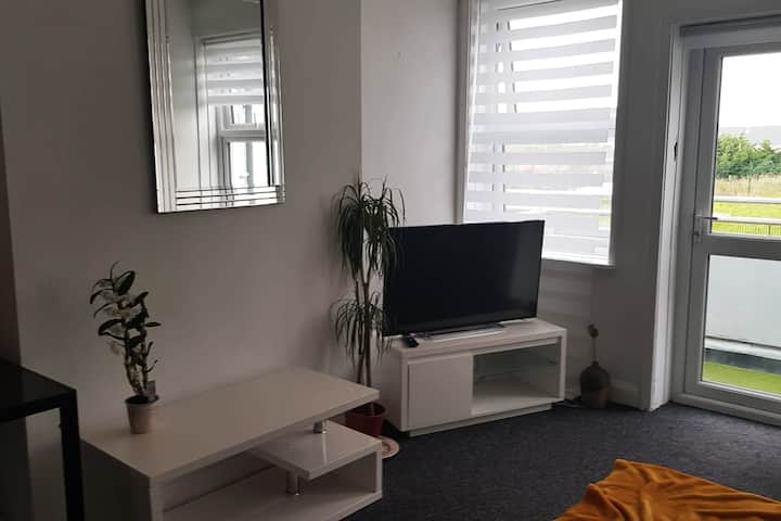 Lovely 5 Bedroom Apartment In Plymouth! - Plymouth