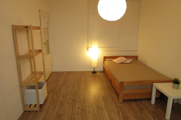 Single Private Room In The Heart Of Warsaw - Warsaw