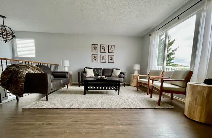 Mountain Style 4-bedroom Home Near Jasper Np Gate - アルバータ