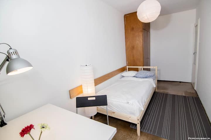 Single Private Room In The Heart Of Warsaw - Warsaw