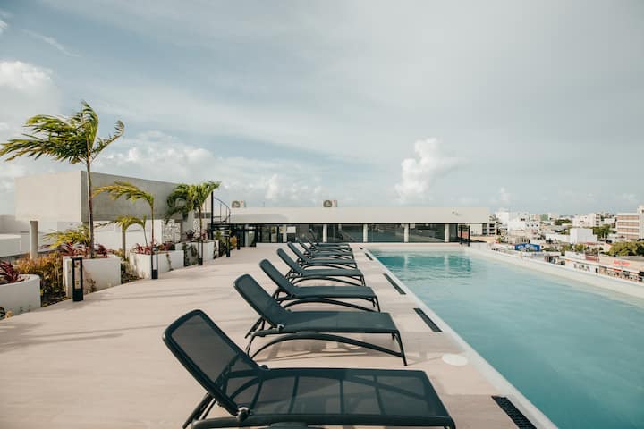 Beautiful 1br Apartment & Lovely Overlooking Pool - Playa del Carmen