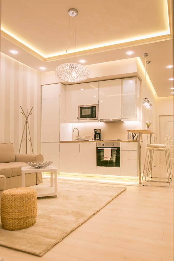 Panni Stylish Two Bedroom Flat By Andrássy Street - Budapest
