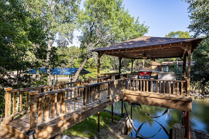 4-bedroom Lakehouse With Boat Dock - Granbury, TX