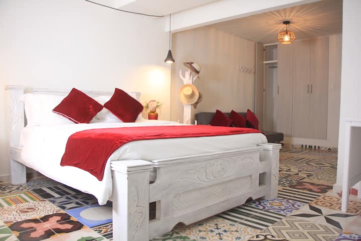 House With Private Parking, And Air Conditioning - Cartagena