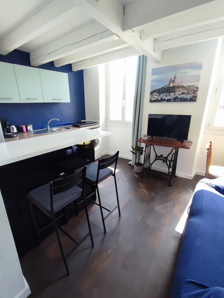 Appartement Plein Centre En Location Longue Durée - Marsella