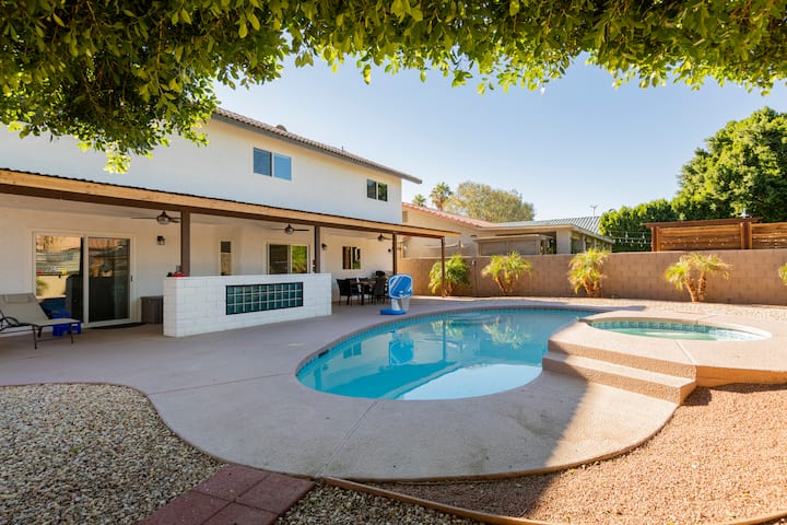 4-bedroom Home With Pool And Game Room, Fun Space - Rancho Mirage, CA