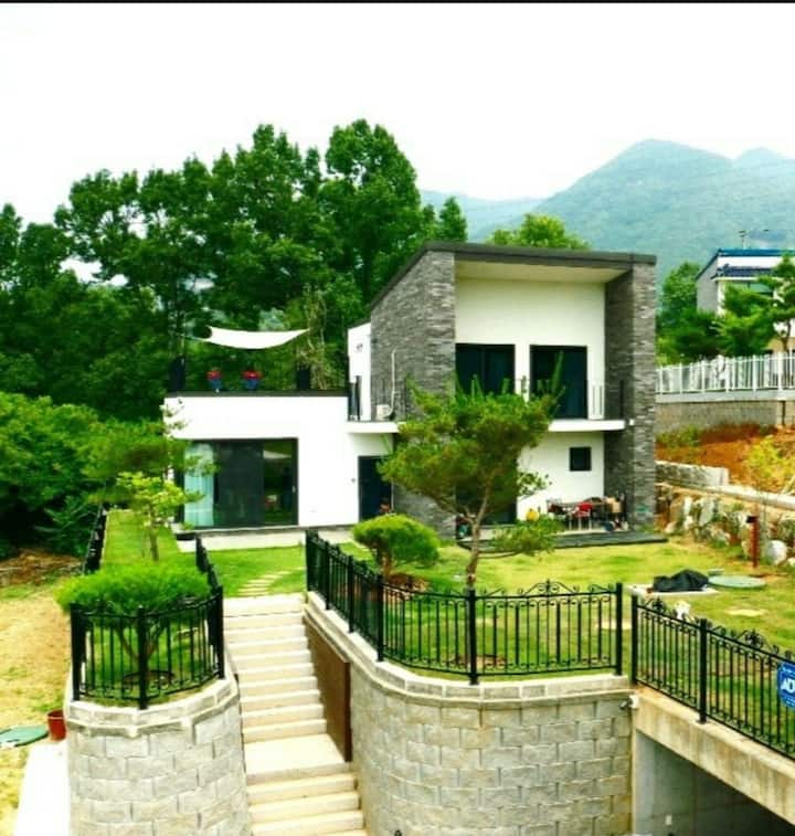 Rest, Healing House | Private House (3br, 3bath) - 내수읍