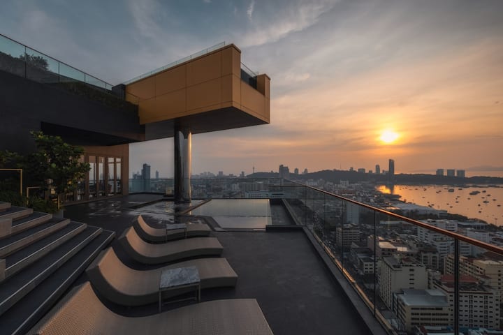 Edge Central Pattaya Luxe Cozi - タイ