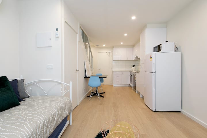 Domi Rentals - The Carlisle Apartments - St Kilda