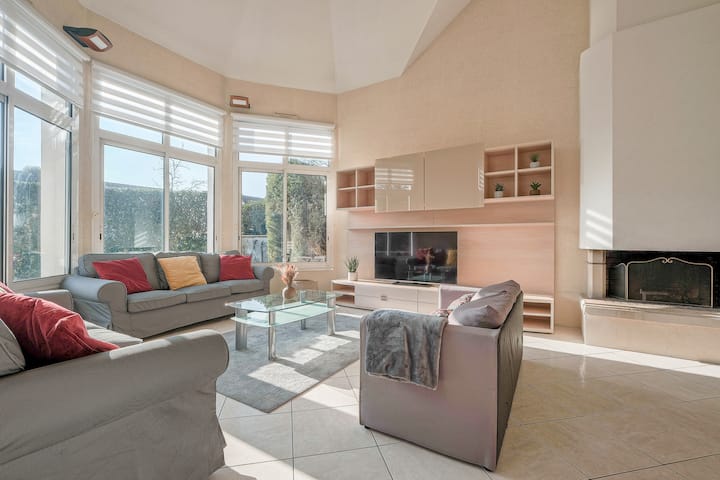 Modern Villa - 14 Guests, Garden, Near Disney - Chessy