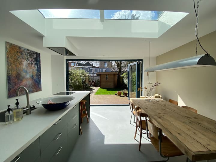 Spacious Family Home With Garden Near City Center - Utrecht