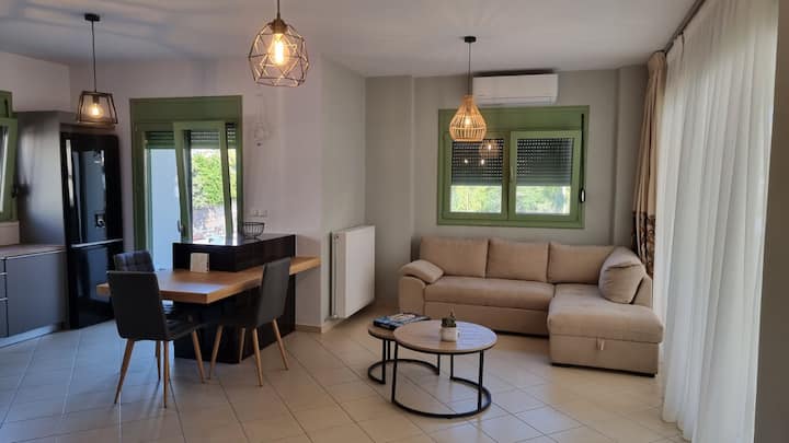 Modern, Luxury, 2-bedroom Apartment - Chania