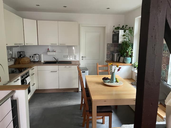 Charmantes Häuschen Mit Gästezimmer In Erfurt - Érfurt