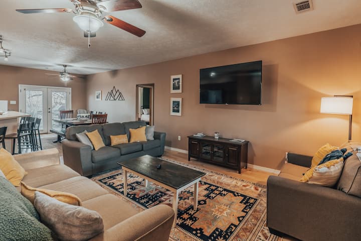 A Buffalo River Retreat - Windy Acres Cabin - Harrison, AR