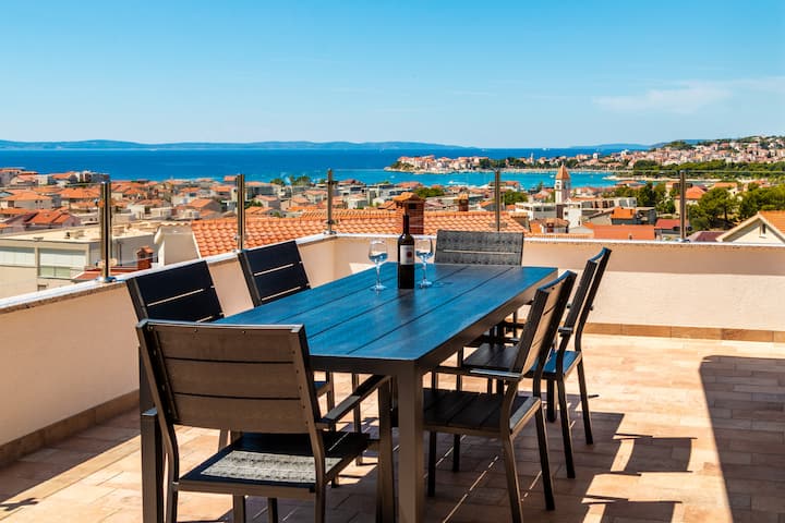 Enjoy Sunsets At Fully Equipped Lux 2br Condo 4+1 - Podstrana