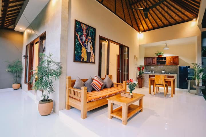 Pondok Nanda (Private Villa &Breakfast Included) - 印尼