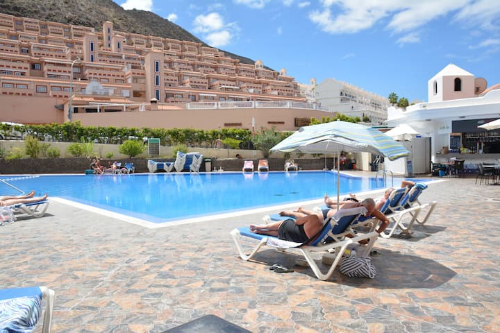 Precioso Apartamento Con Servicios,piscina,balcon - Playa de las Américas