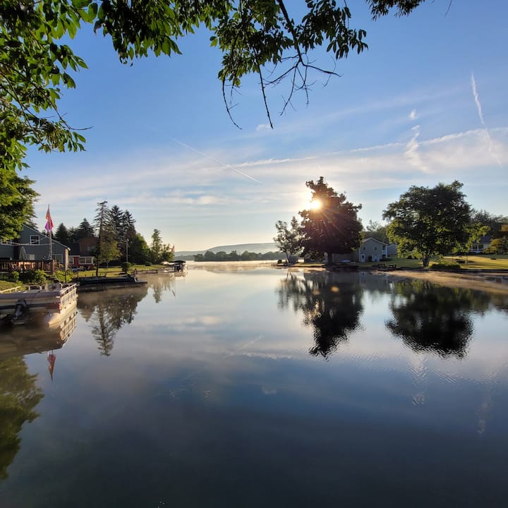 Cozy Lakefront Cottage On Little York Lake - Homer, NY