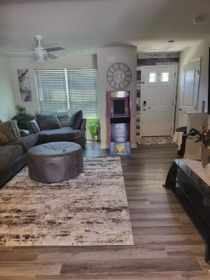 Cozy Townhouse - Nashville, GA