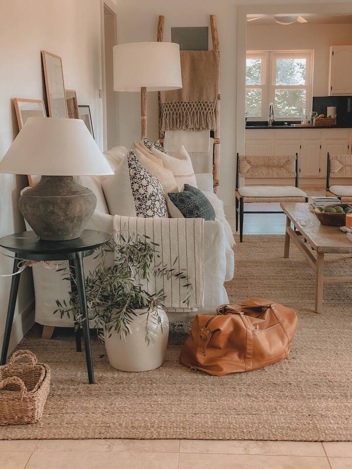 The Farm House - Cayman Islands