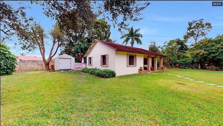 Large, Secluded 2-bedroom House With Private Yard - Homestead, FL