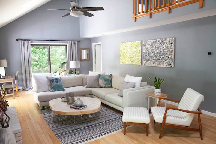 Hamptons Getaway, Close To Beaches & Village - East Hampton, NY