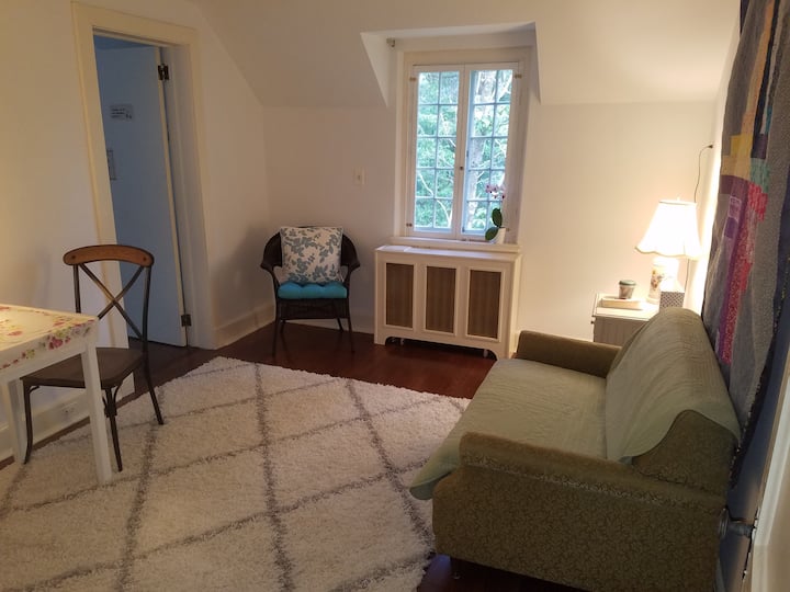 Azalea Room- Private With Its Own Bath - Southern Pines, NC