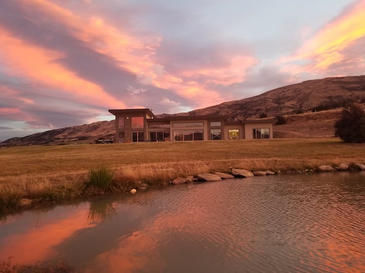 Spectacular Warbirds
Viewing From
Luxurious Home - Luggate