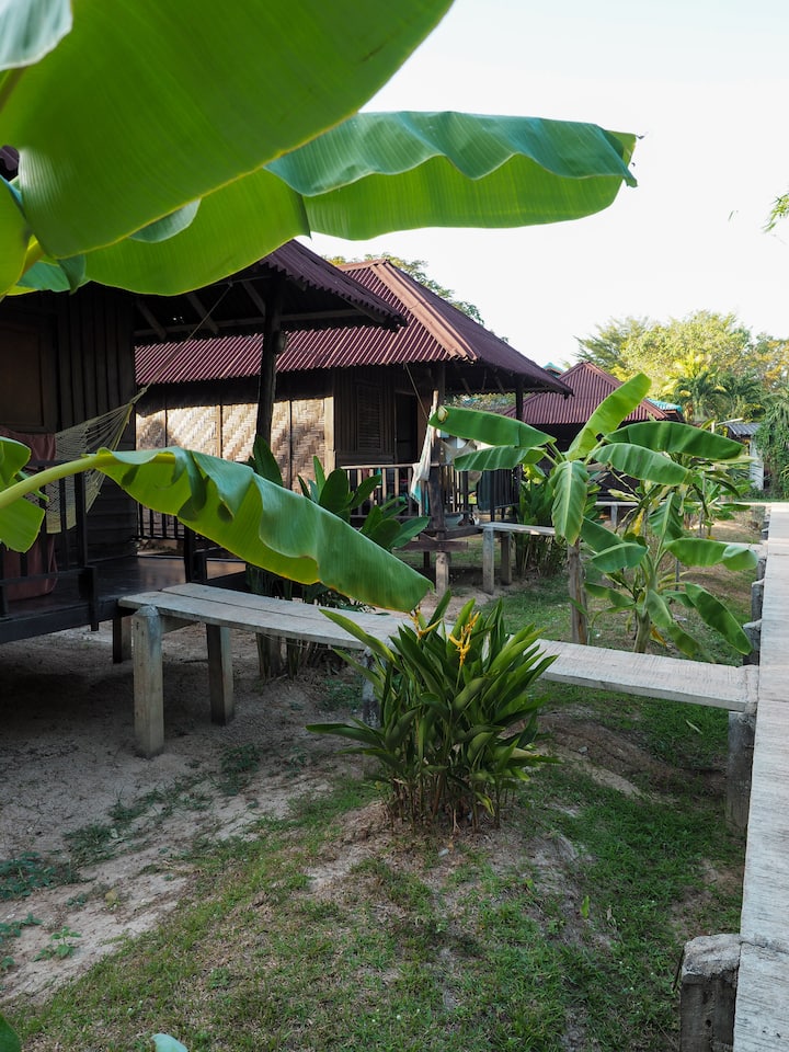 Thai Style Bungalow At Mook Lanta Eco Resort - Ko Lanta