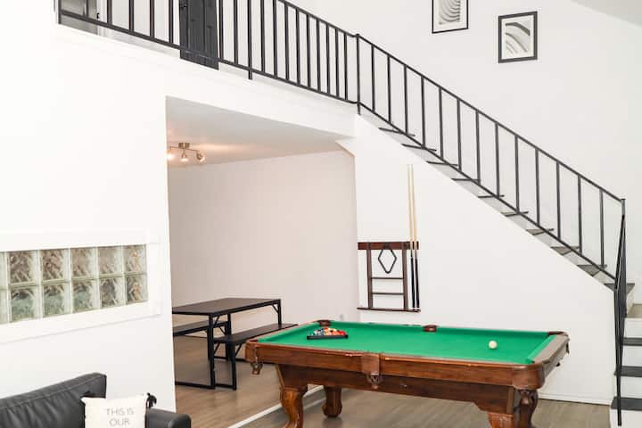 Townhome Near At&t Stadium With Free Parking!!!! - 알링턴
