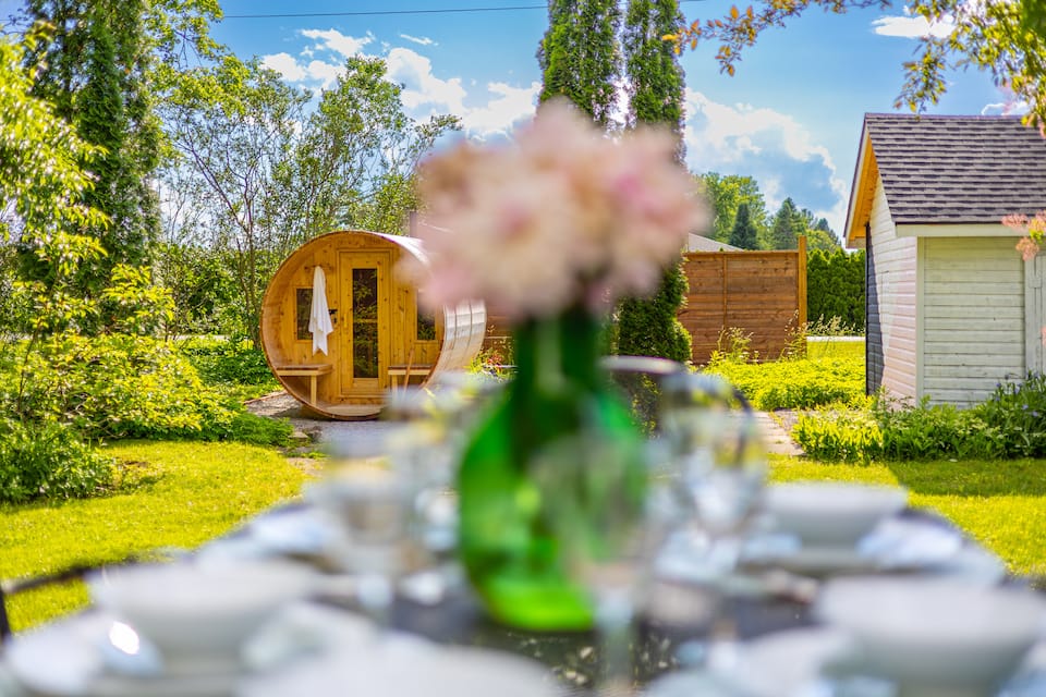 Canada Holiday Home Rentals | Airbnb