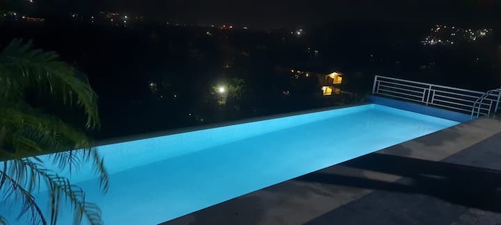 Spacious 1 Bedroom Apt With Common Pool& Inverter - Goa