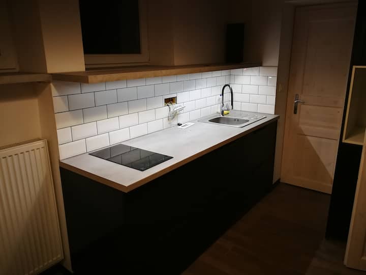 Black & White Apartment + Free Parking. - Ljubljana