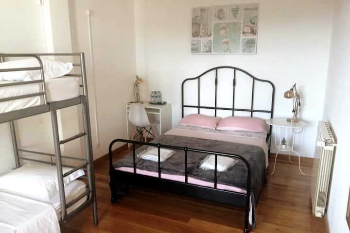 03 - Family Room In Braga Historical Center - Braga
