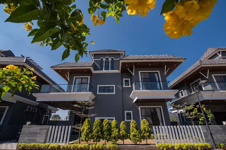 4br|pool Retreat@stayvista Hillside Cove|lonavala! - Lonavala