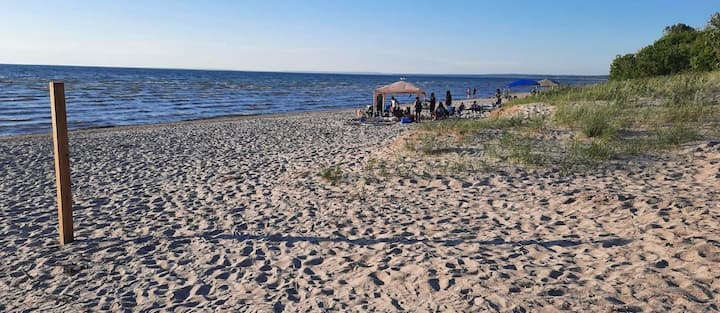 Wasaga Beach Family Friendly 3br/1b Cozy Cottage - Wasaga Beach