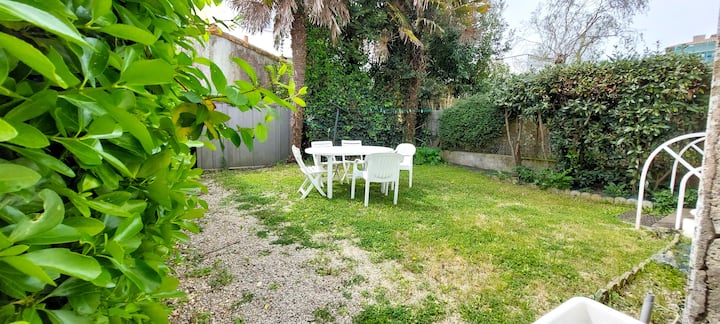 Maison De Ville Royan - 6 Pers - Parking - Royan