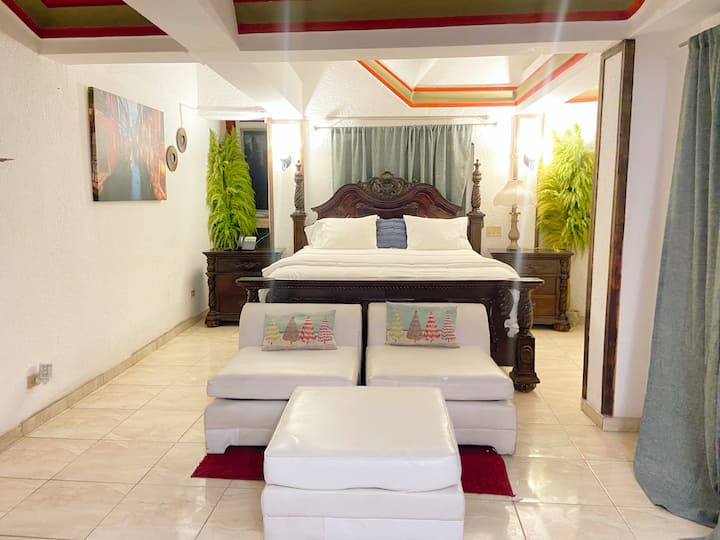 Nice And Peaceful Spot In Haiti - Port-au-Prince