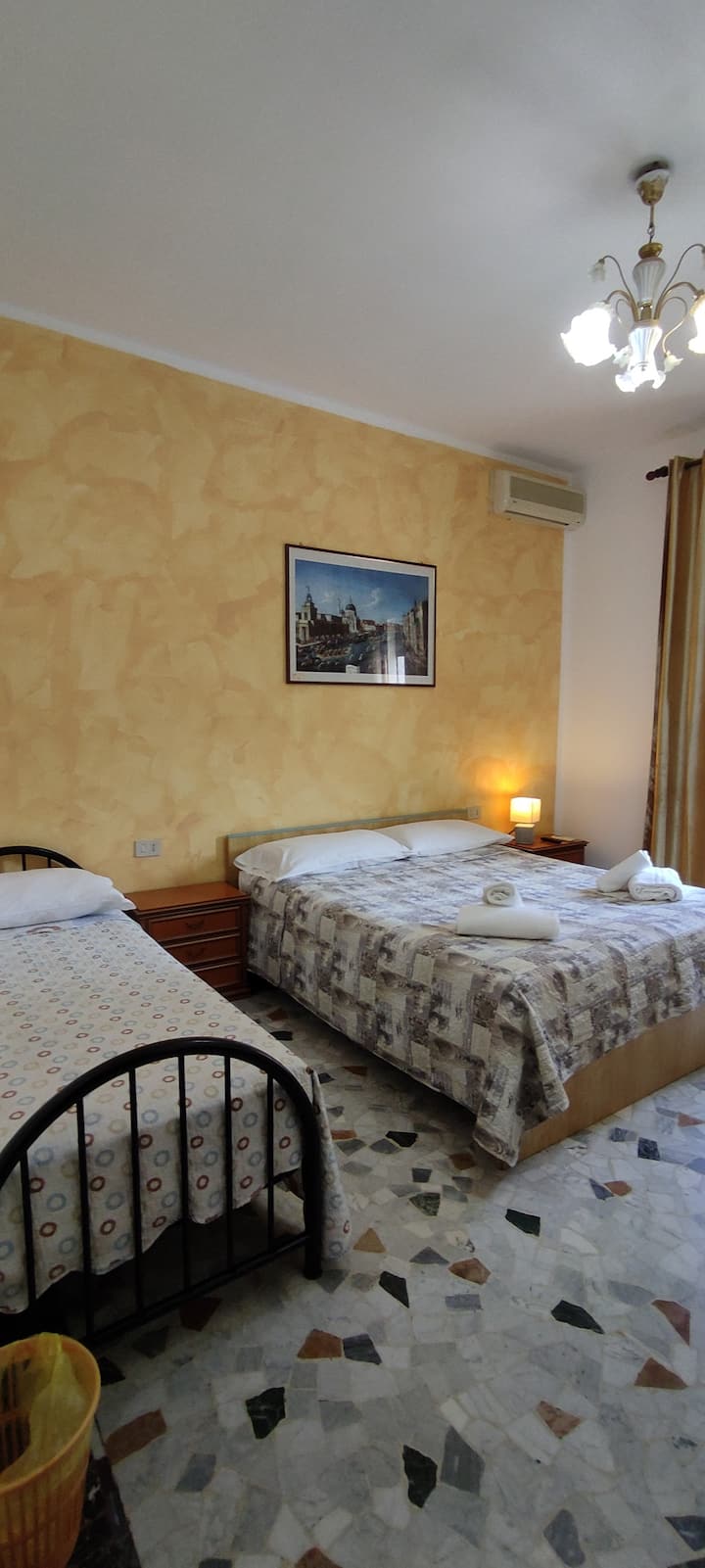(7)caponi Bros Room With Private External Bathroom - 베네치아