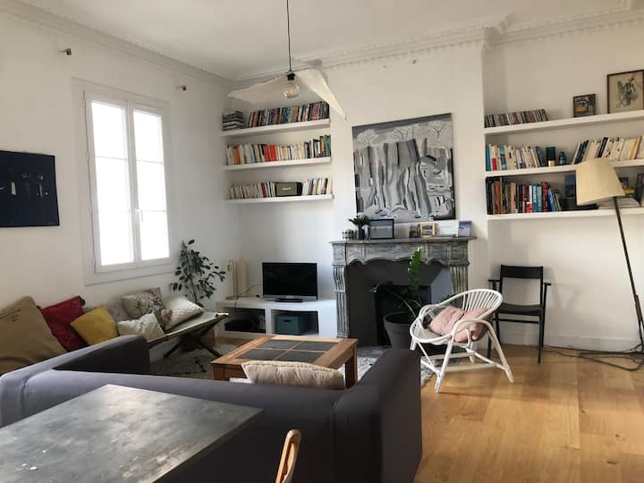 Bel Appartement De 80m2 Centre Ville Avec Garage - Marseille