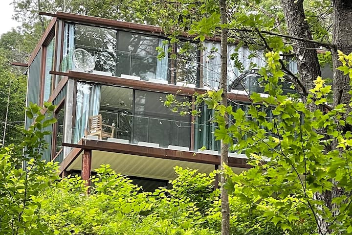 Modern 4 Bedroom 4 Bath Villa W Hottub/ Back Trail - Ludlow, VT