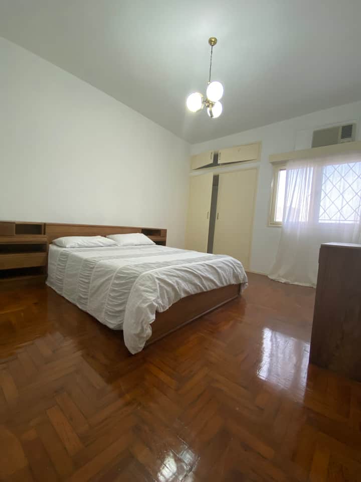 Polana’s Vintage 3 Bedroom Apartment - Maputo