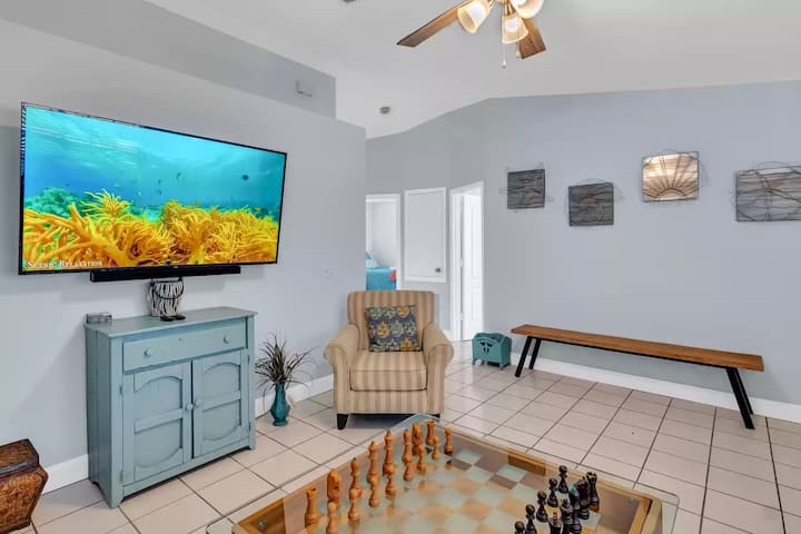 Cheerful 2 Bedroom That Is Close To The Water. - Sebastián, FL