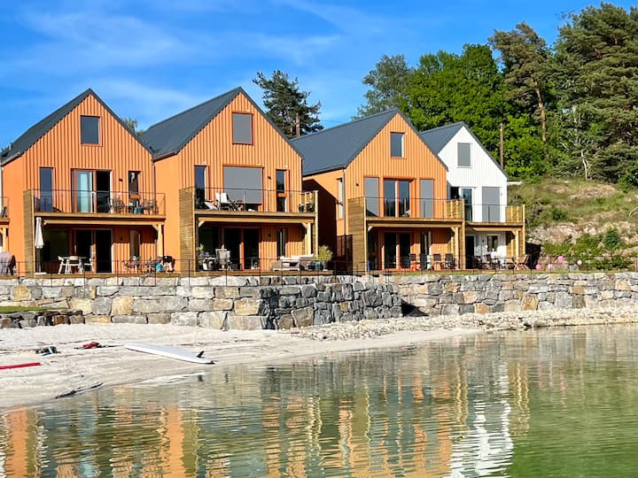 Enebolig I Sjøkanten - Ledig Sommer 2025 - Arendal