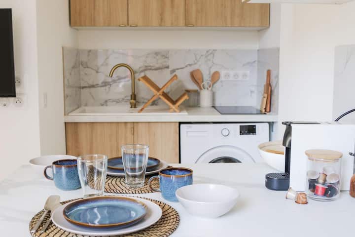 Plein Centre à 50m De La Plage - Antibes