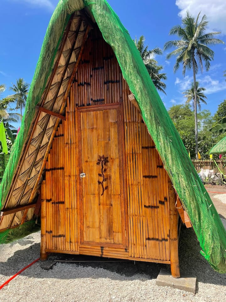 Private Resort W/ A-frame Huts & Access To Beach - Ligao